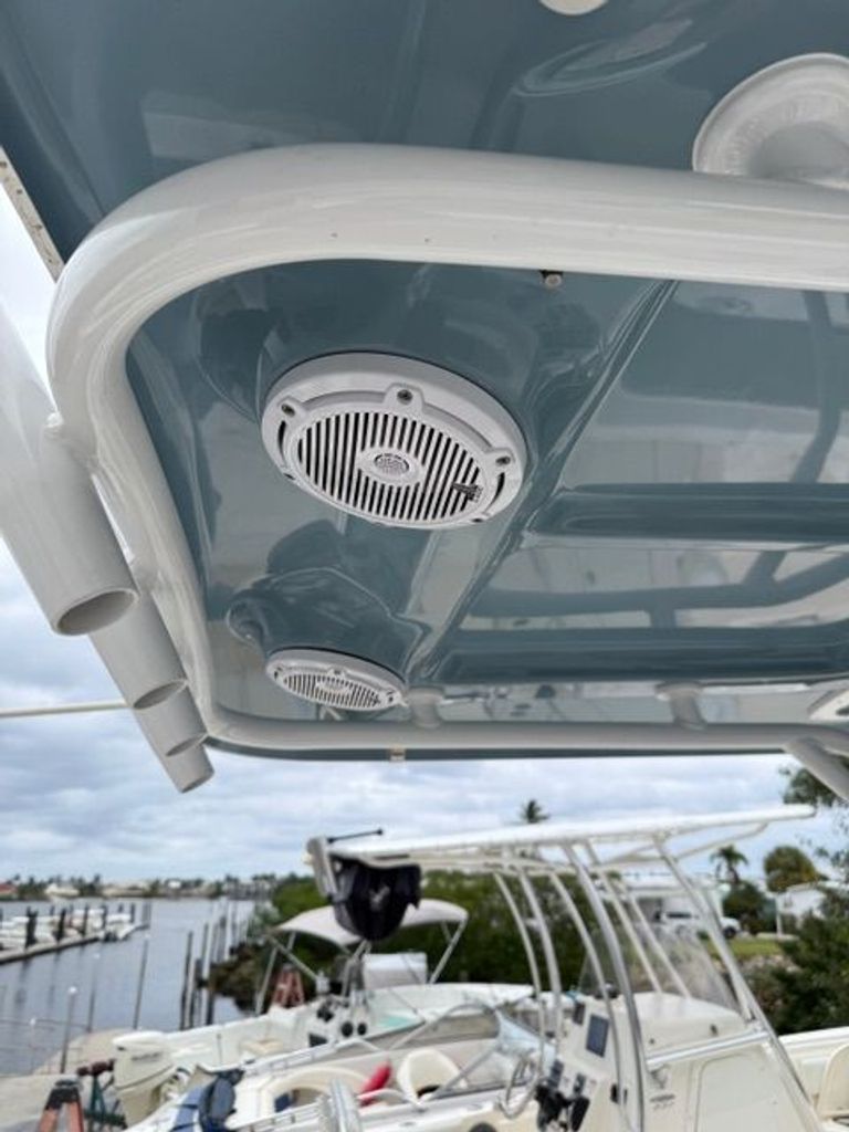 2021 Sea Hunt Gamefish 27 CB - National Vehicle