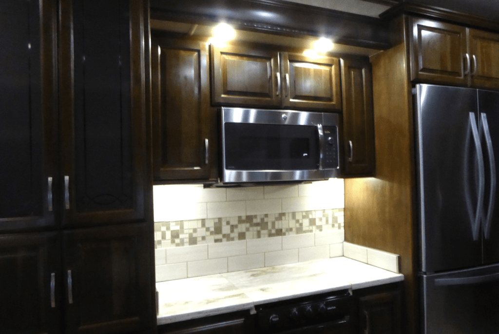 2015 DRV Mobile Suites 38RSSB3 - National Vehicle