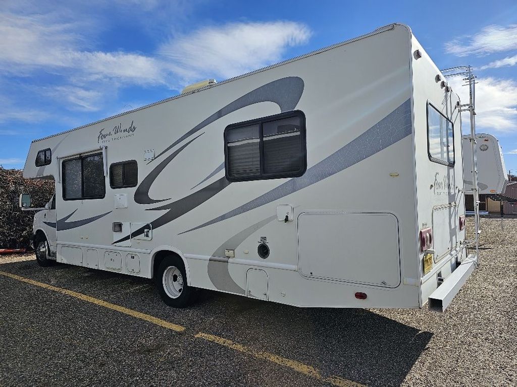 2008 Four Winds 5000 28A - National Vehicle