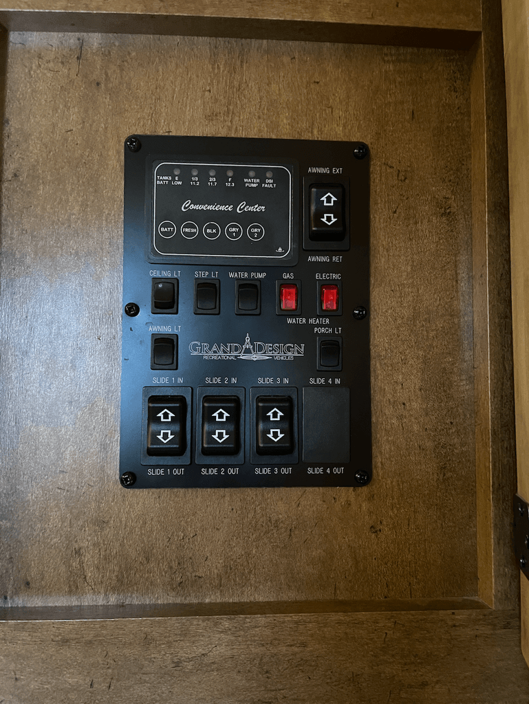 2015 Grand Design Reflection 303RLS - National Vehicle