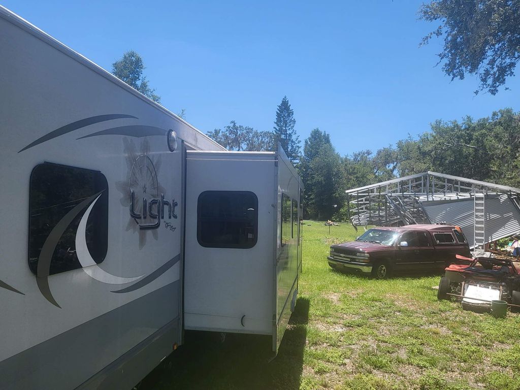 2016 Open Range Light 308BHS - National Vehicle