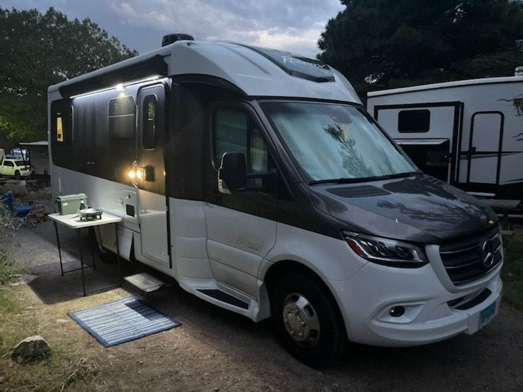 2021 Regency Ultra Brougham 25MB - National Vehicle