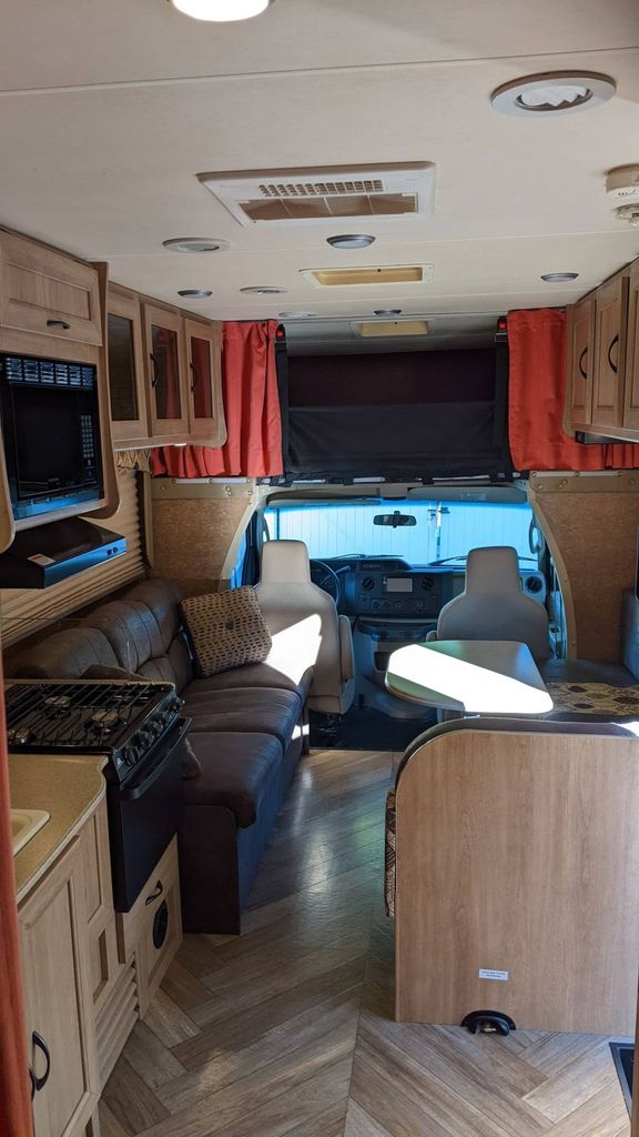 2016 Coachmen Freelander 26RS - National Vehicle
