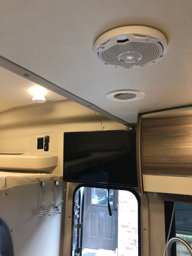2019 Jayco Melbourne Prestige 24LP - National Vehicle