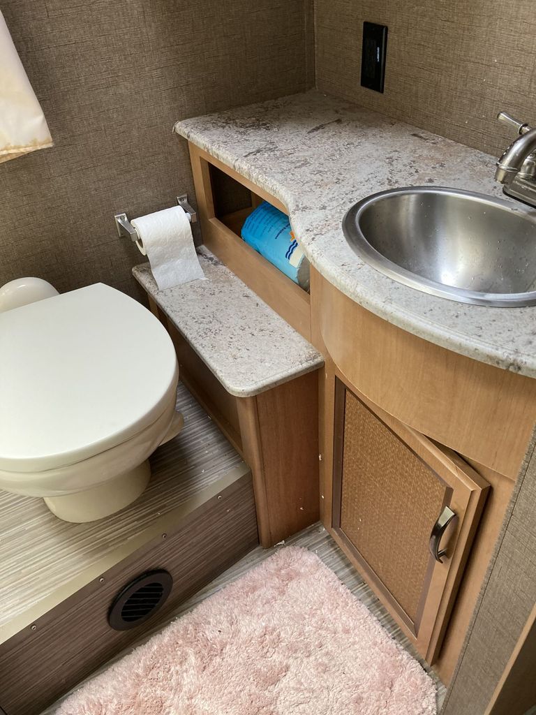 2017 Thor Motor Coach Axis 25.2 - National Vehicle