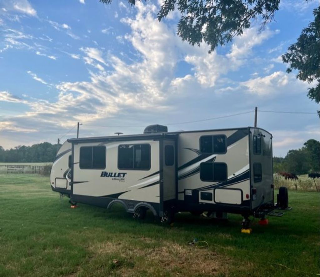 2018 Keystone Bullet Ultra Lite 272BHS - National Vehicle