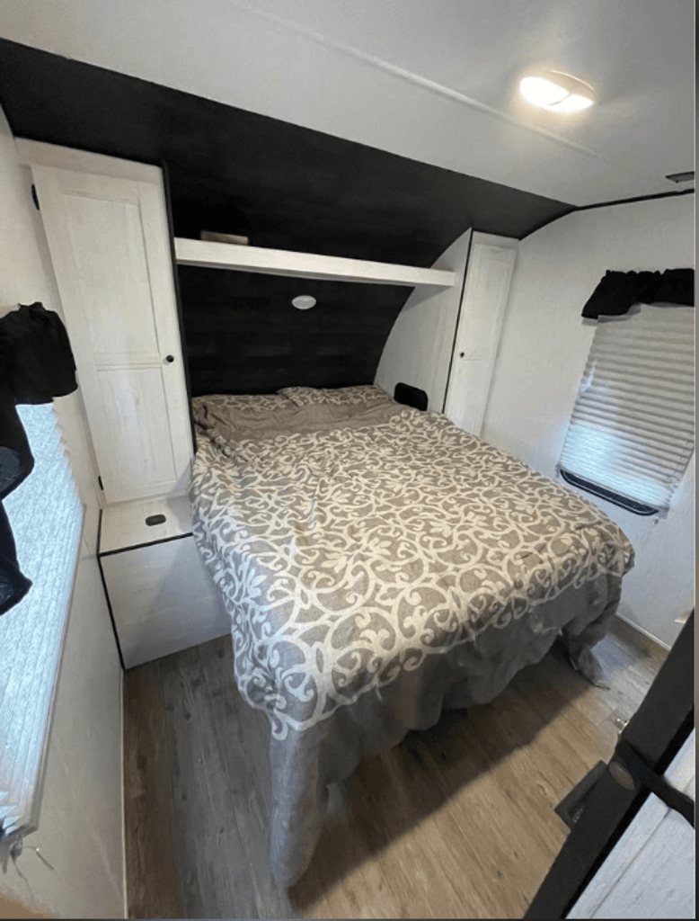 2022 Heartland Trail Runner 31DB - National Vehicle