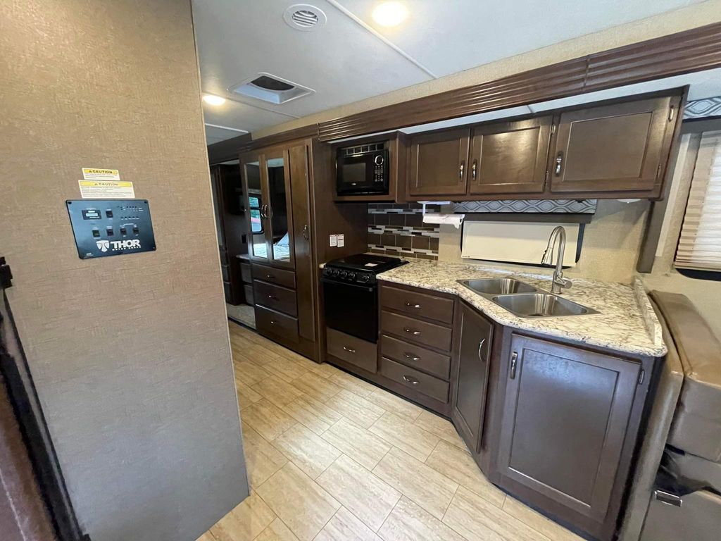 2018 Thor Motor Coach Freedom Traveler A30 - National Vehicle
