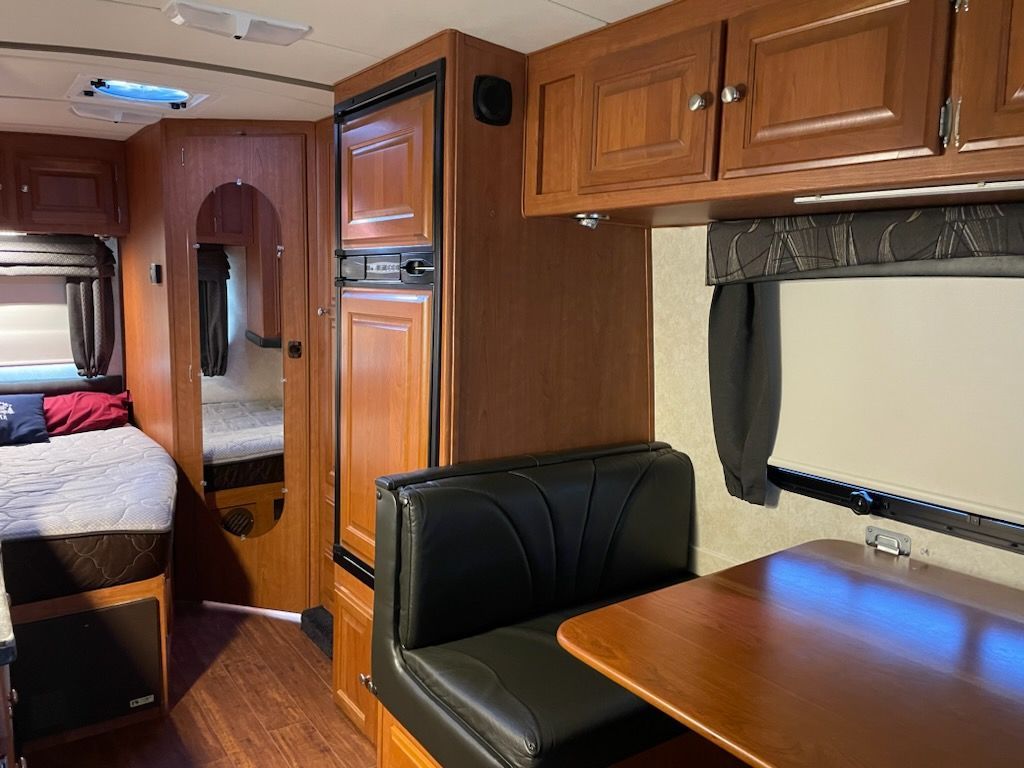 2017 Phoenix Cruiser Motorhome 2350 - National Vehicle