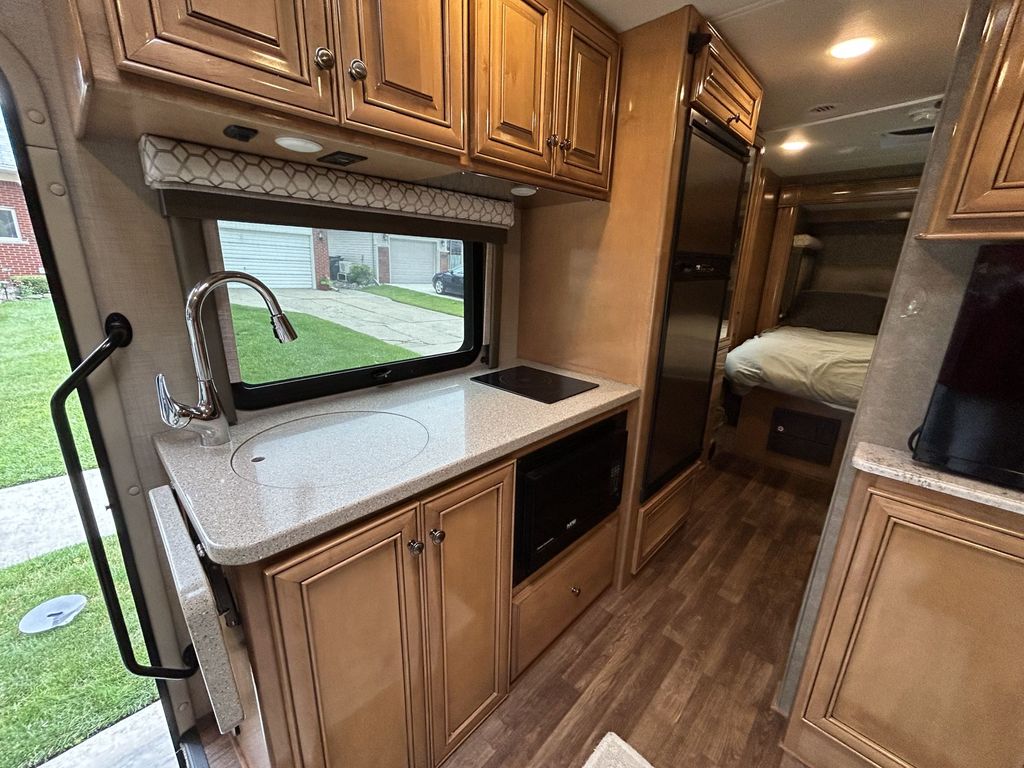 2018 Thor Motor Coach Synergy 24SP - National Vehicle