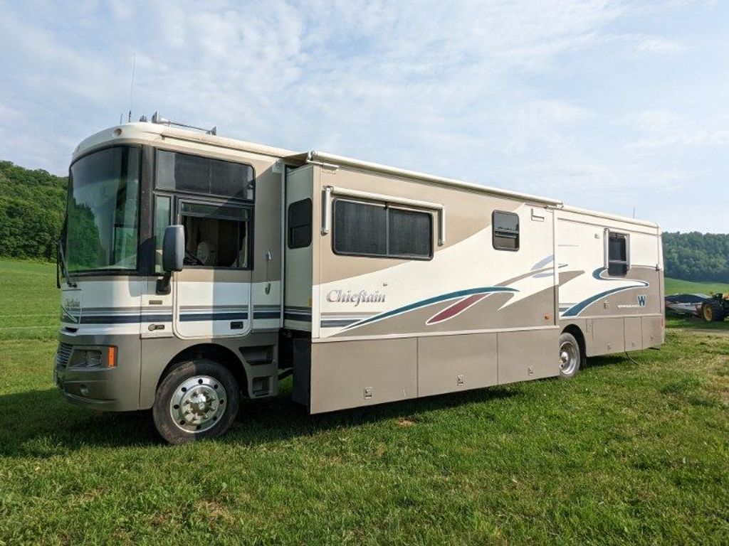 2003 Winnebago Chieftain 39T - National Vehicle