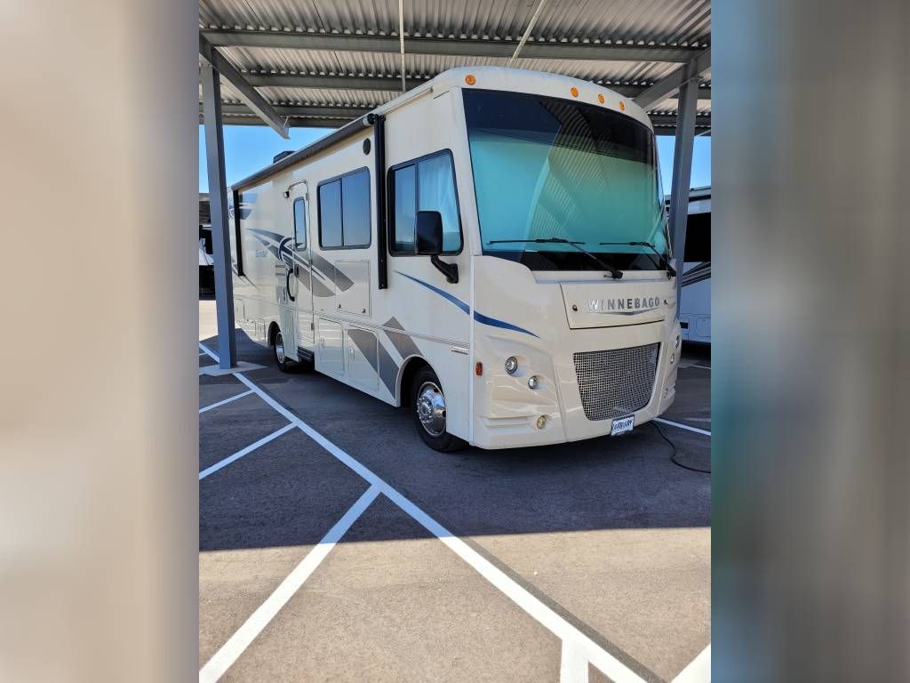 2018 Winnebago Sunstar 27PE - National Vehicle