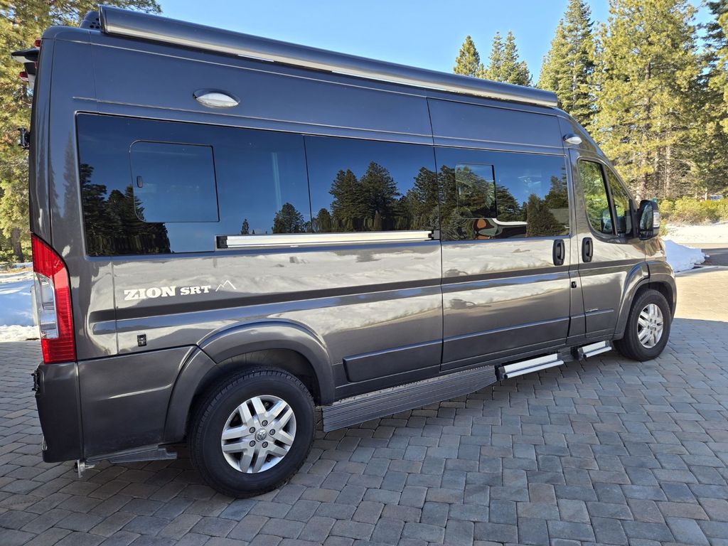 2021 Roadtrek Zion SRT - National Vehicle