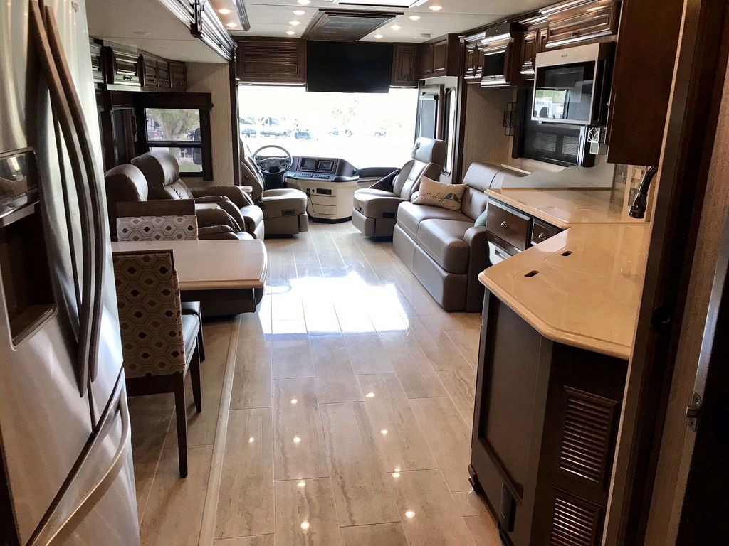 2019 Newmar Dutch Star 4328 - National Vehicle