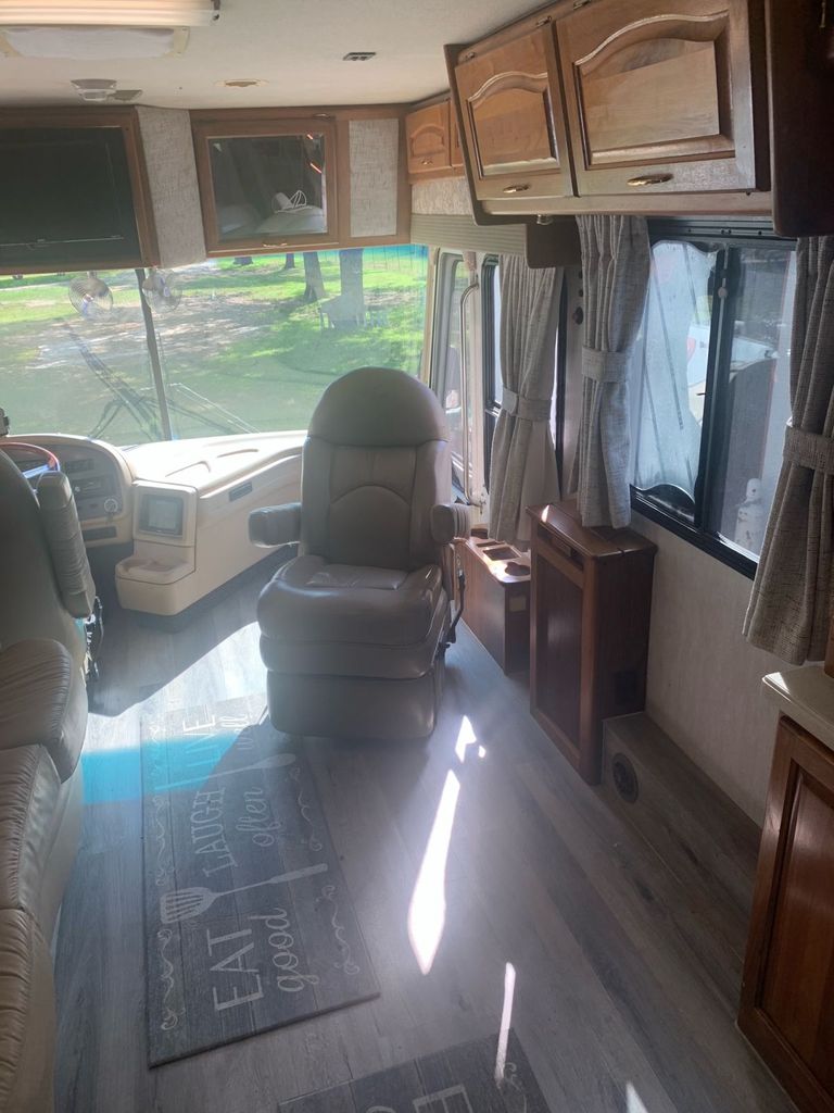 1999 National RV Tradewinds 7371 - National Vehicle