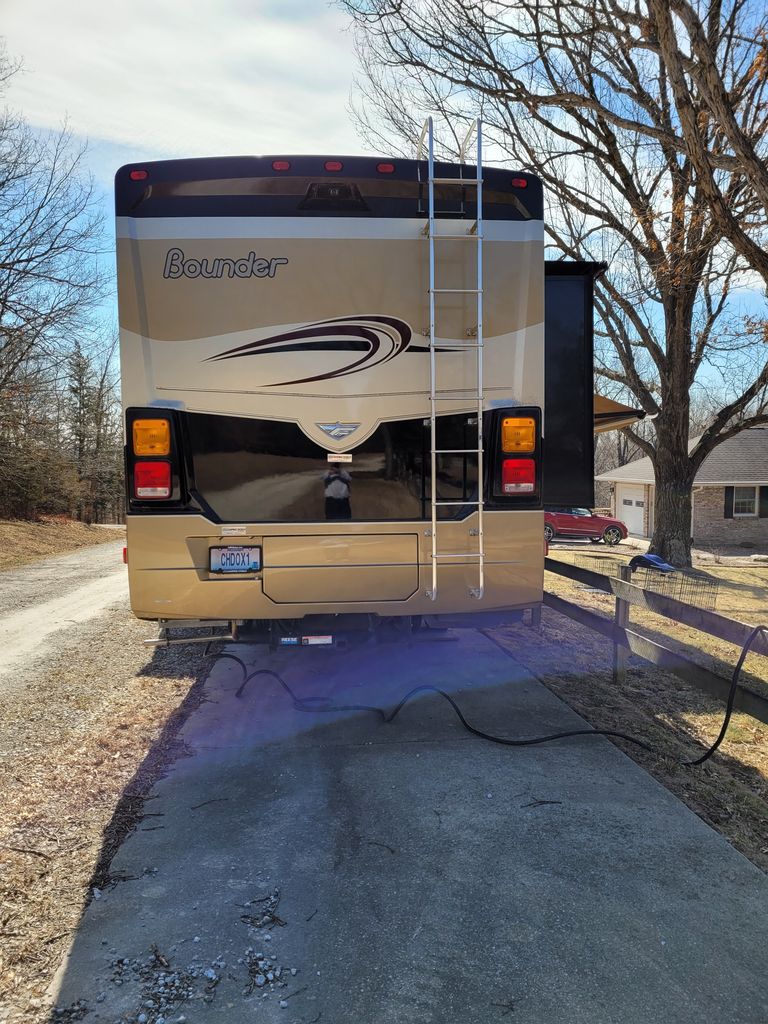 2014 Fleetwood Bounder 36E - National Vehicle