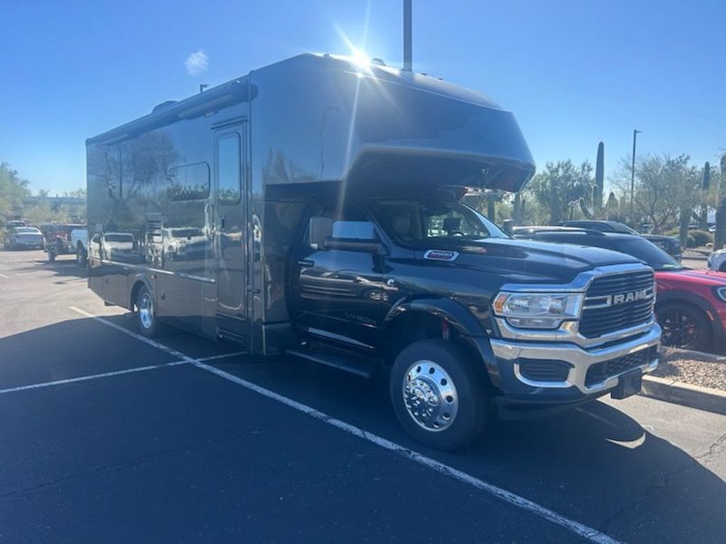 2021 Dynamax Isata 5 28SS 4X4 - National Vehicle