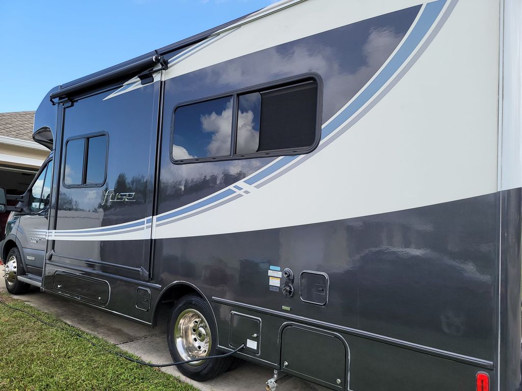 2018 Winnebago Fuse 23A - National Vehicle