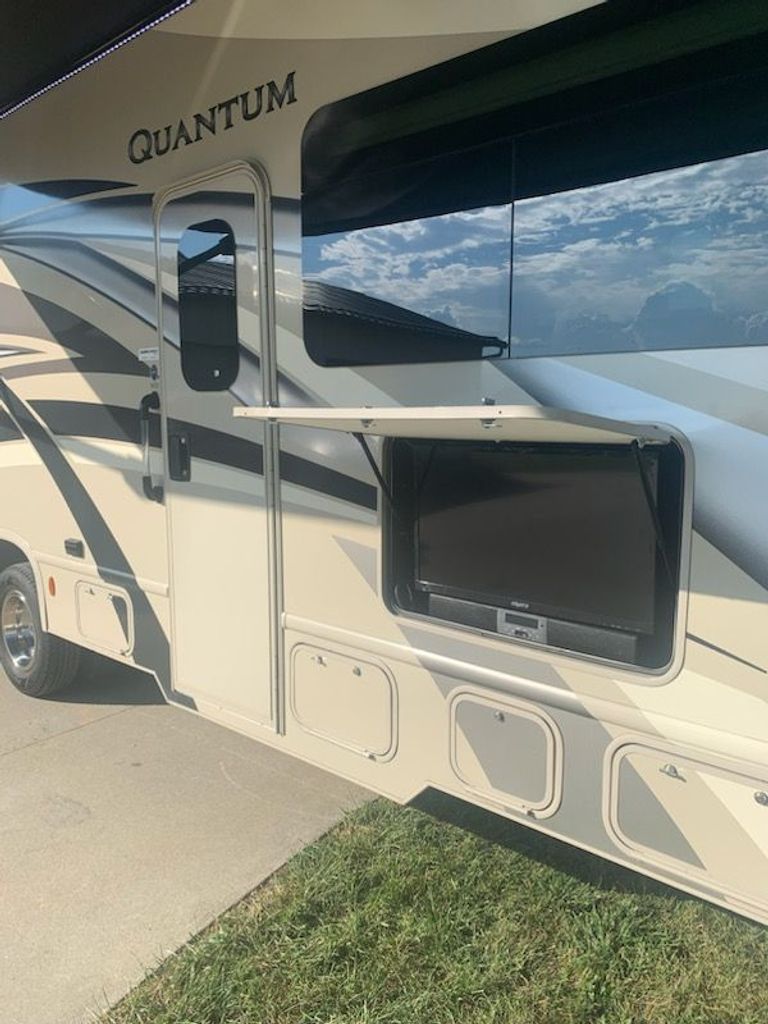 2019 Thor Motor Coach Quantum WS31 - National Vehicle