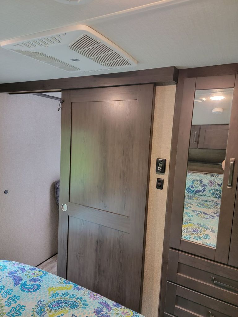 2022 Grand Design Reflection 31MB - National Vehicle