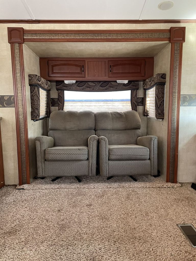 2012 Keystone Outback 10th Anniversary 298RE - National Vehicle