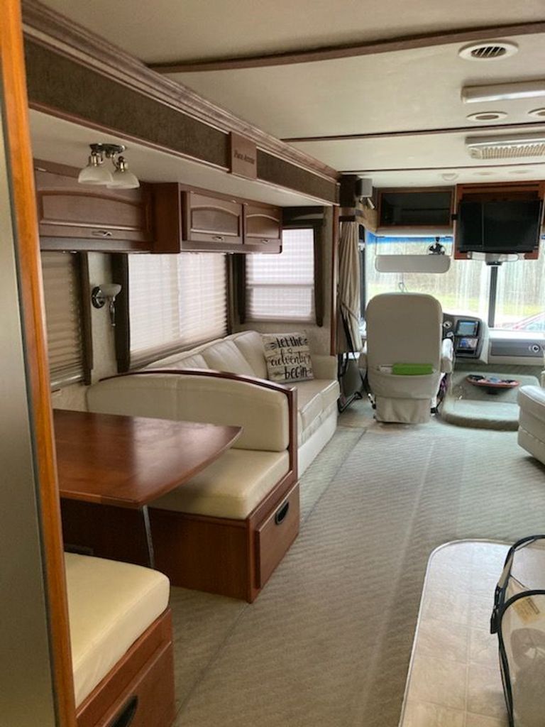 2003 Pace-Arrow Motorhome 36B - National Vehicle