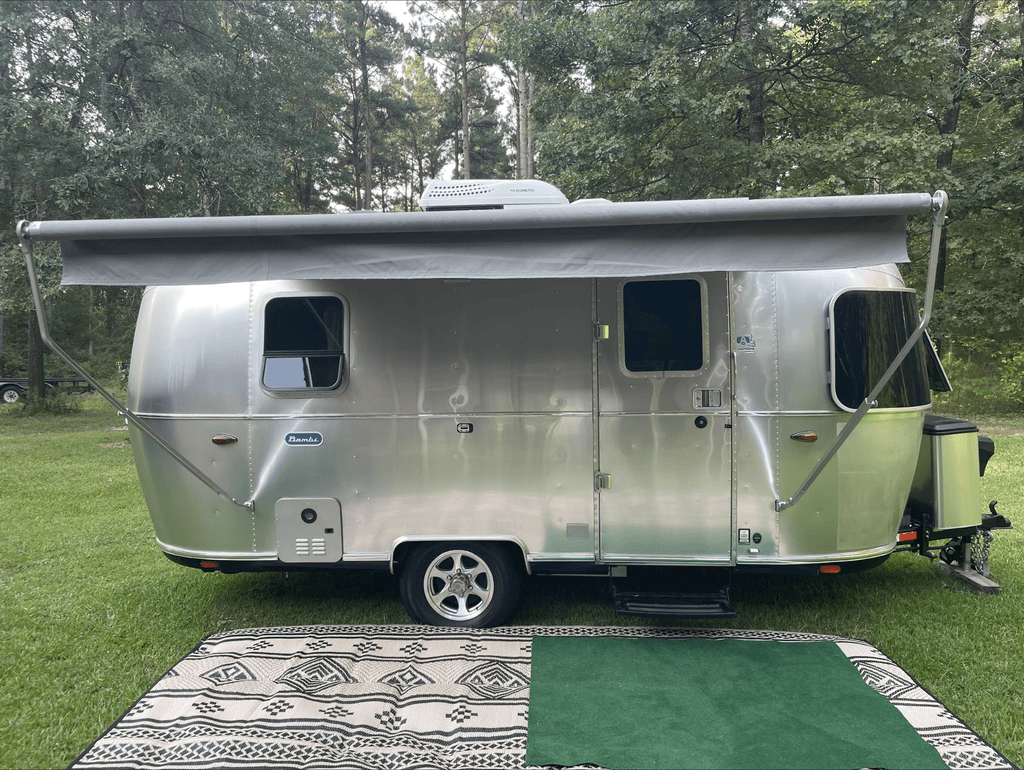 2021 Airstream Bambi 19CB - National Vehicle
