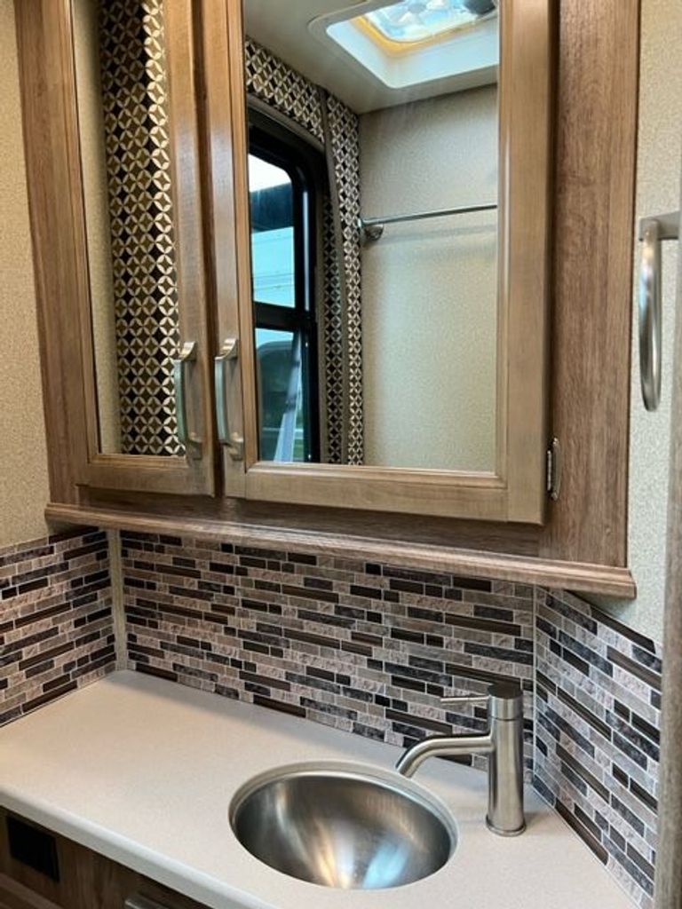 2019 Jayco Greyhawk Prestige 29MVP - National Vehicle