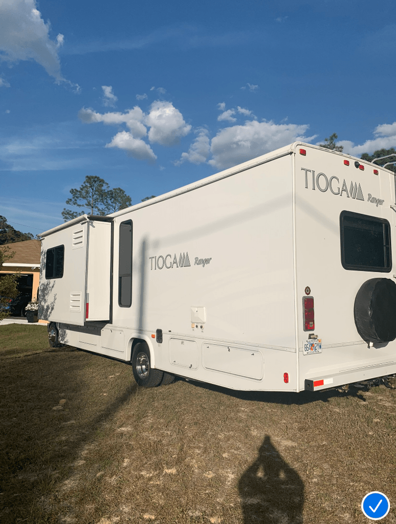 2012 Fleetwood Tioga Ranger 31M - National Vehicle