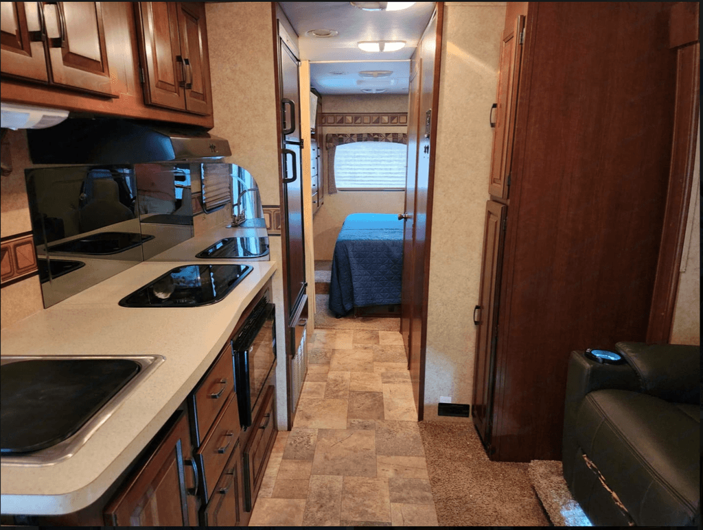 2014 Forest River Lexington Grand Touring 265DS - National Vehicle