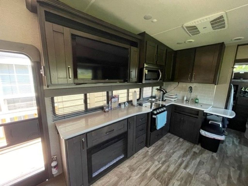 2021 Grand Design Reflection 28BH - National Vehicle