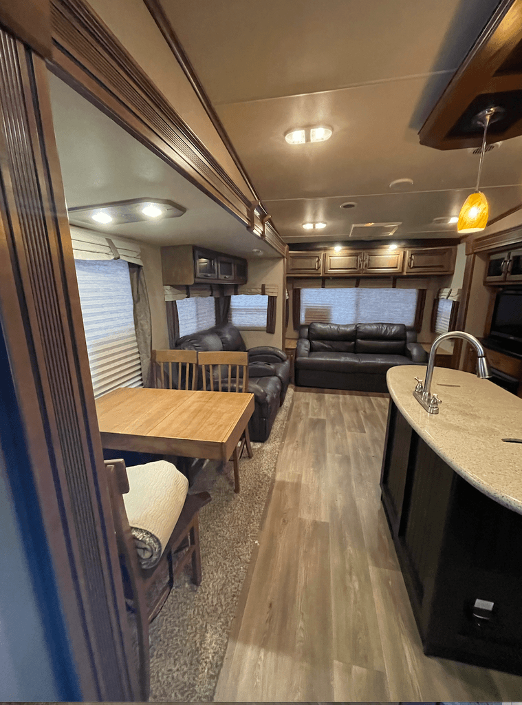 2015 Grand Design Reflection 303RLS - National Vehicle