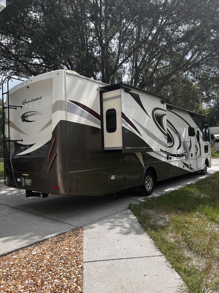 2018 Thor Motor Coach Hurricane 35M - National Vehicle