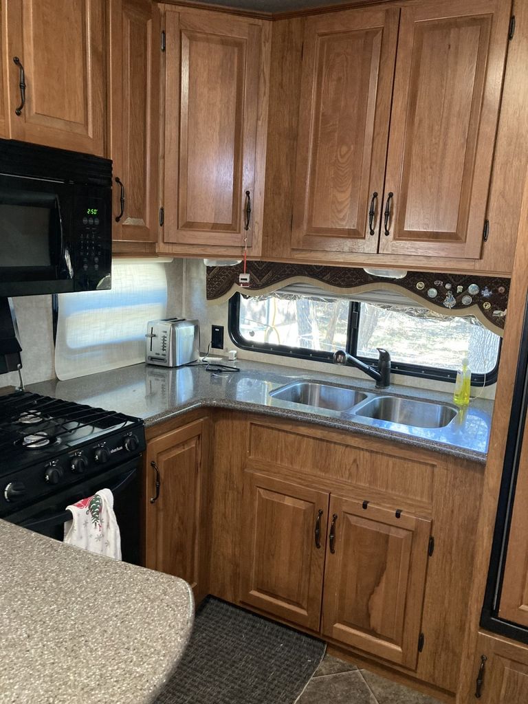 2013 Keystone Montana Mountaineer 295RKD - National Vehicle