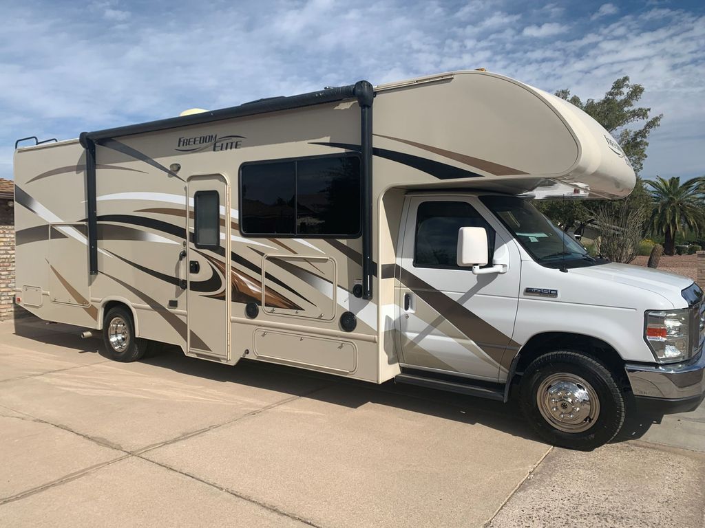 2016 Thor Motor Coach Freedom Elite 29FE - National Vehicle
