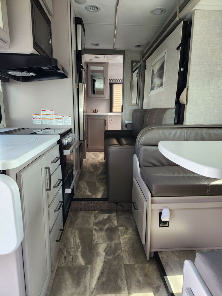 2022 Thor Motor Coach Quantum LC25 - National Vehicle