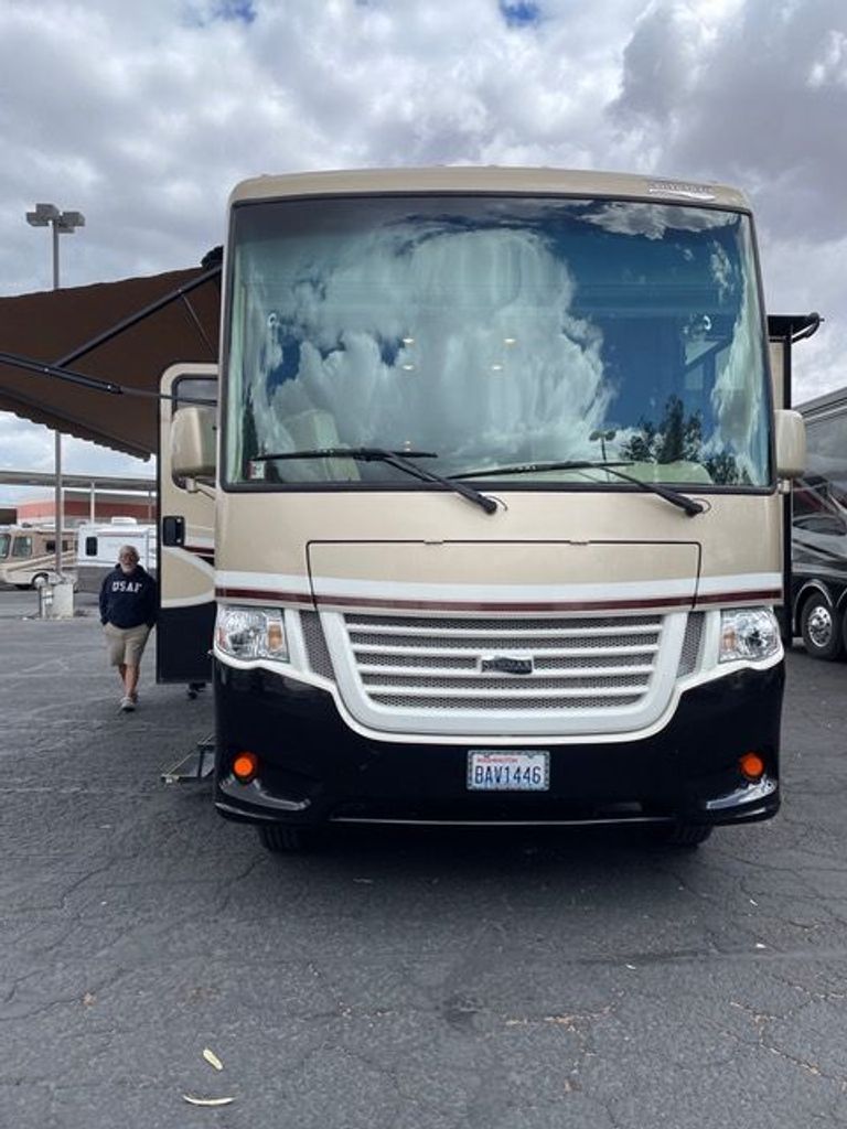 2017 Newmar Bay Star 3518 - National Vehicle