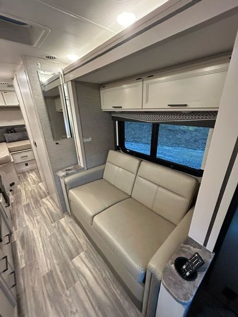 2023 Thor Motor Coach Gemini AWD 24KB - National Vehicle
