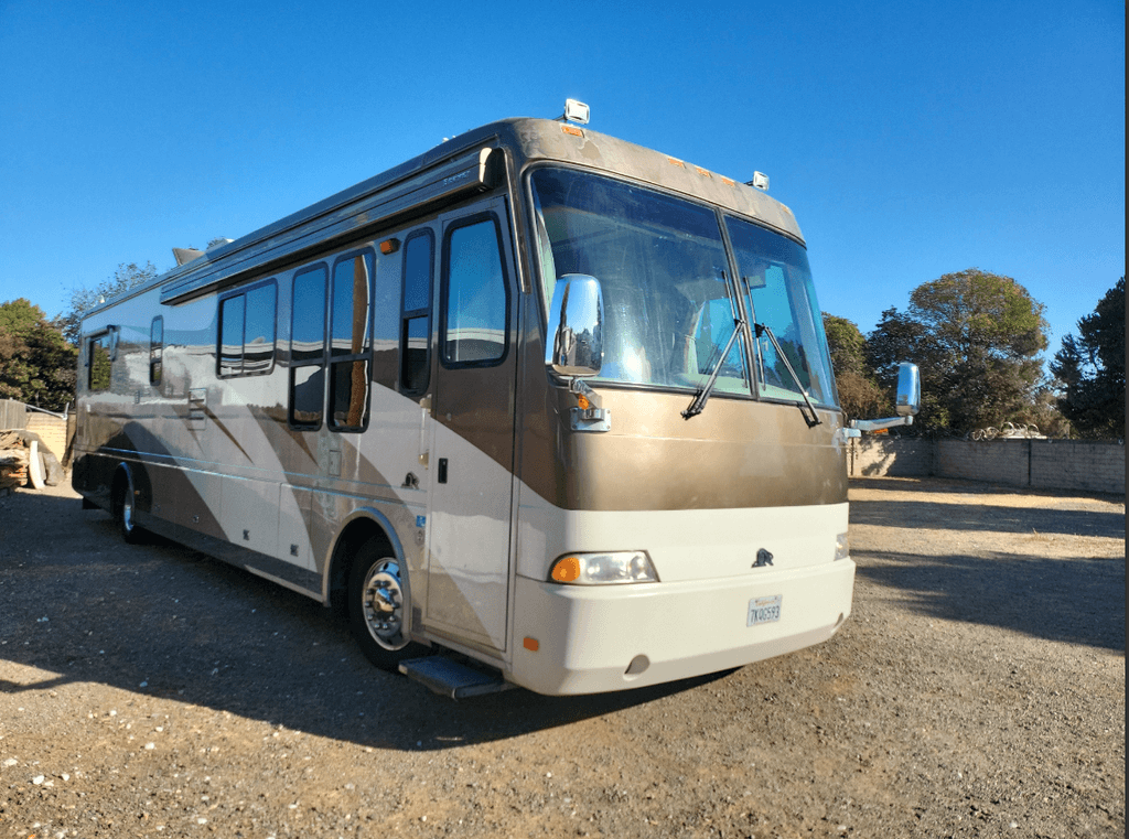 2002 Monaco Beaver Patriot - National Vehicle