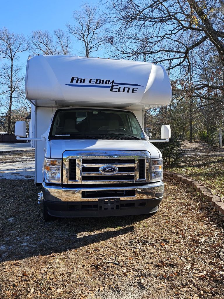 2021 Thor Motor Coach Freedom Elite 22FE - National Vehicle