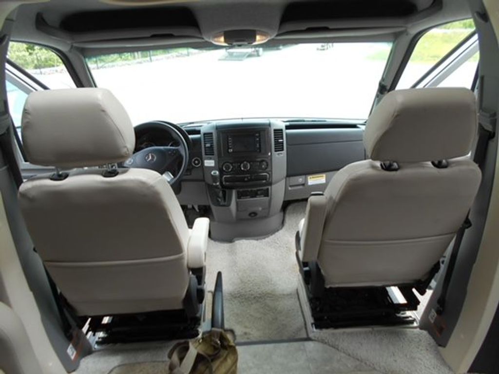 2016 Winnebago View 24V - National Vehicle