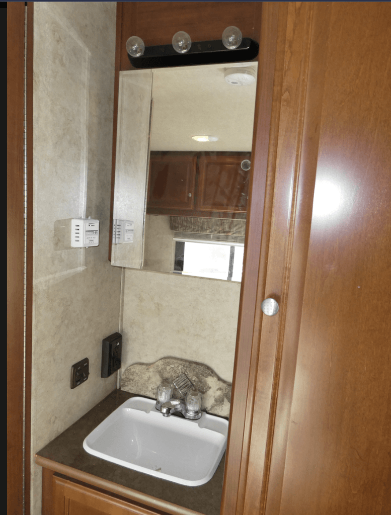 2014 Fleetwood Tioga Montara 25K - National Vehicle