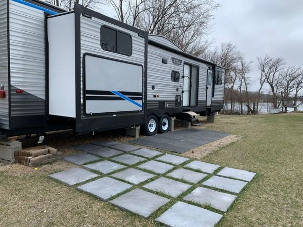 2021 Forest River Salem Villa Classic 42QBQ - National Vehicle