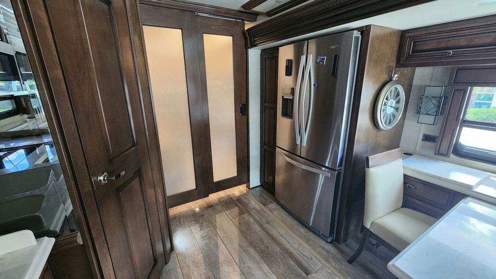 2019 Newmar Dutch Star 4018 - National Vehicle