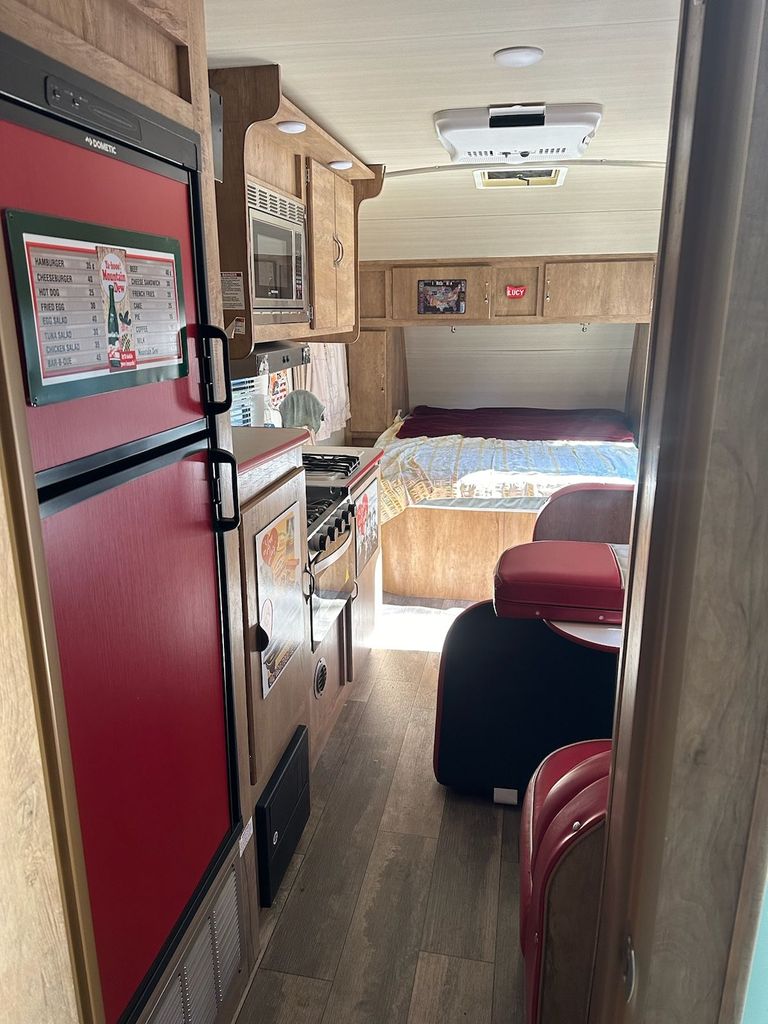 2019 Gulf Stream Vintage Cruiser 19RBS - National Vehicle