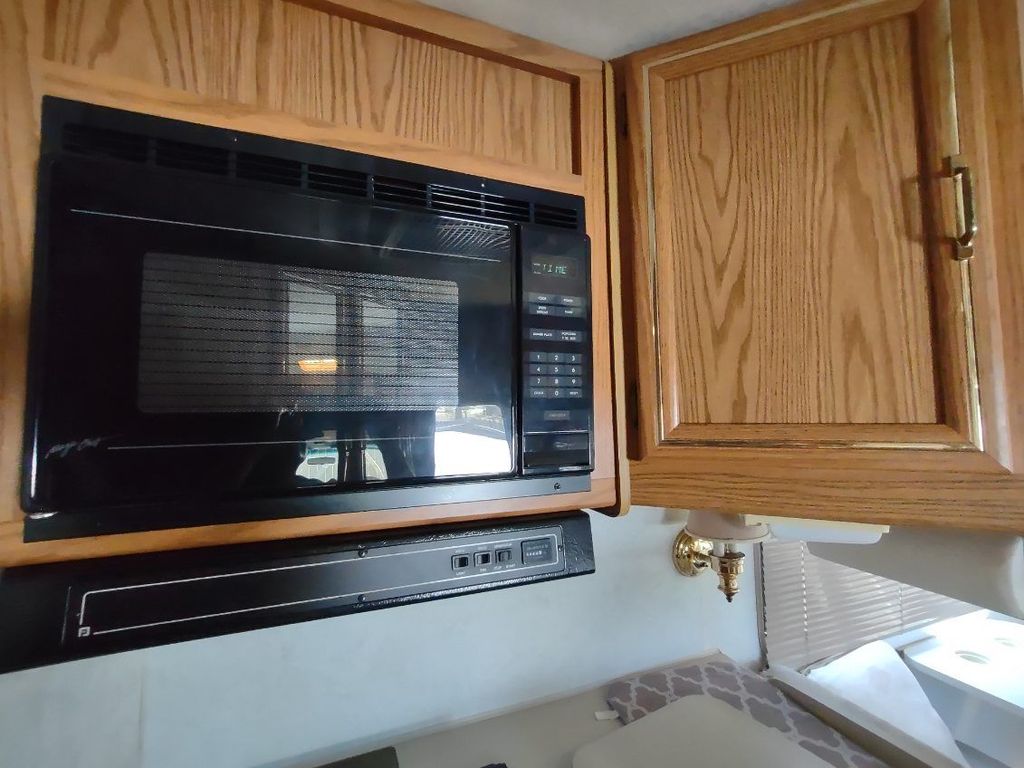 1996 Itasca Sundancer 29U - National Vehicle