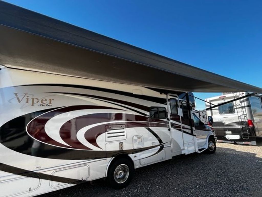 2016 Nexus Viper 27V - National Vehicle