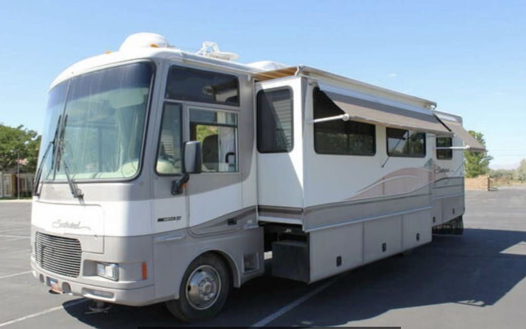 1999 Fleetwood Southwind 32V - National Vehicle