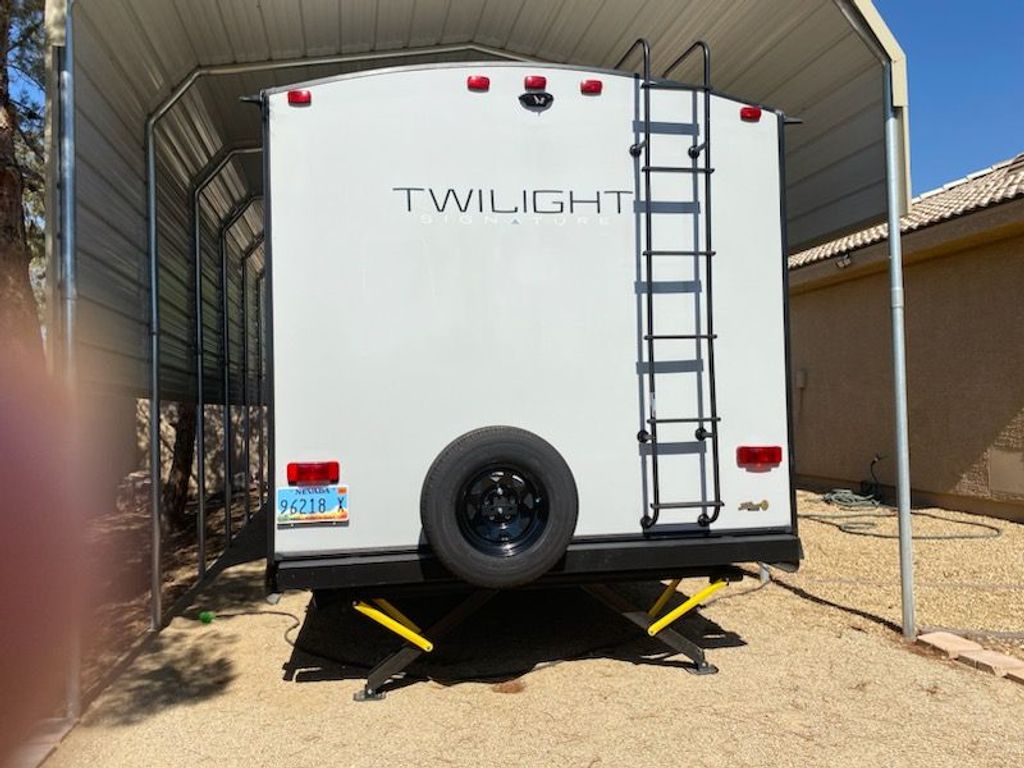 2021 Cruiser RV Twilight Signature 2100 - National Vehicle