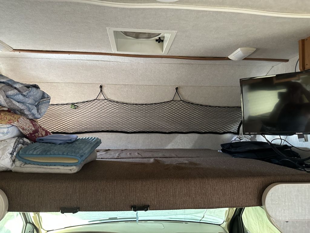 2008 Fleetwood Tioga 29V - National Vehicle